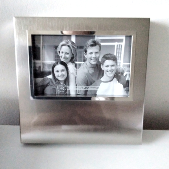 T R | Accents | Engraveable Stainless Steel Picture Frame | Poshmark